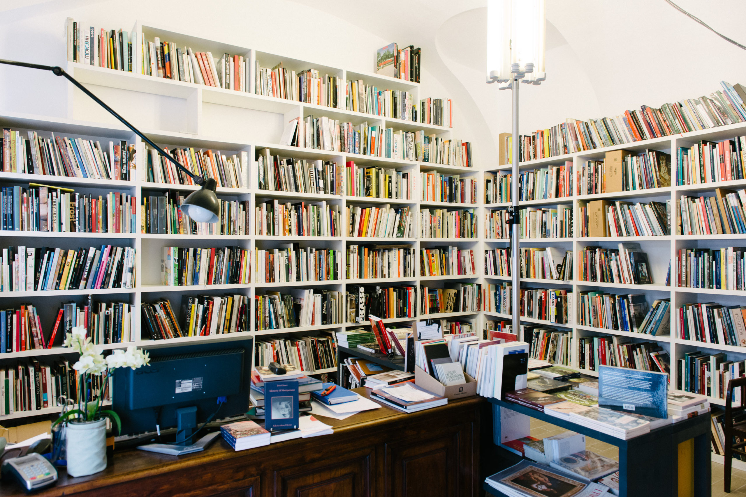 2013_nuova_oolp - Yale University Press London BlogYale University ...