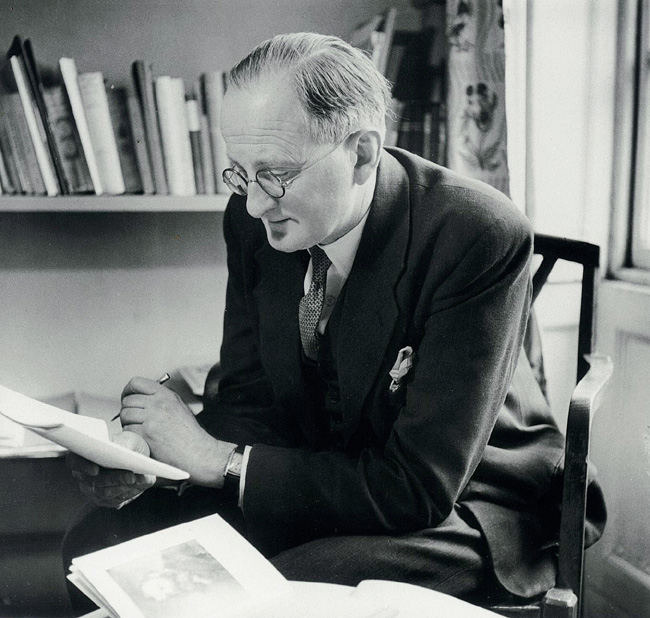 The Pevsner Architectural Guides Series – 50 Years in 50 Books - Yale ...